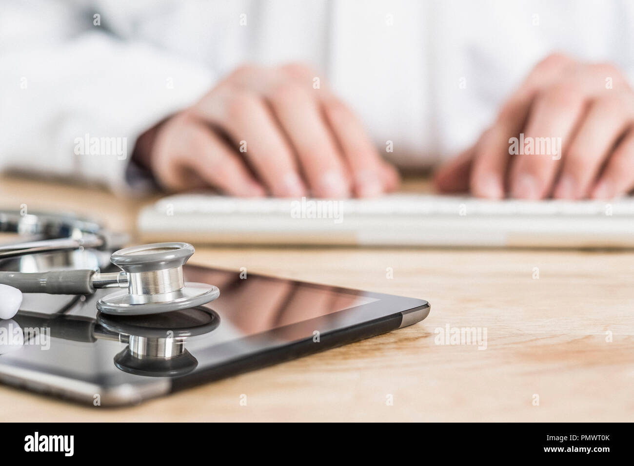 35 close hi-res stock photography and images - Alamy