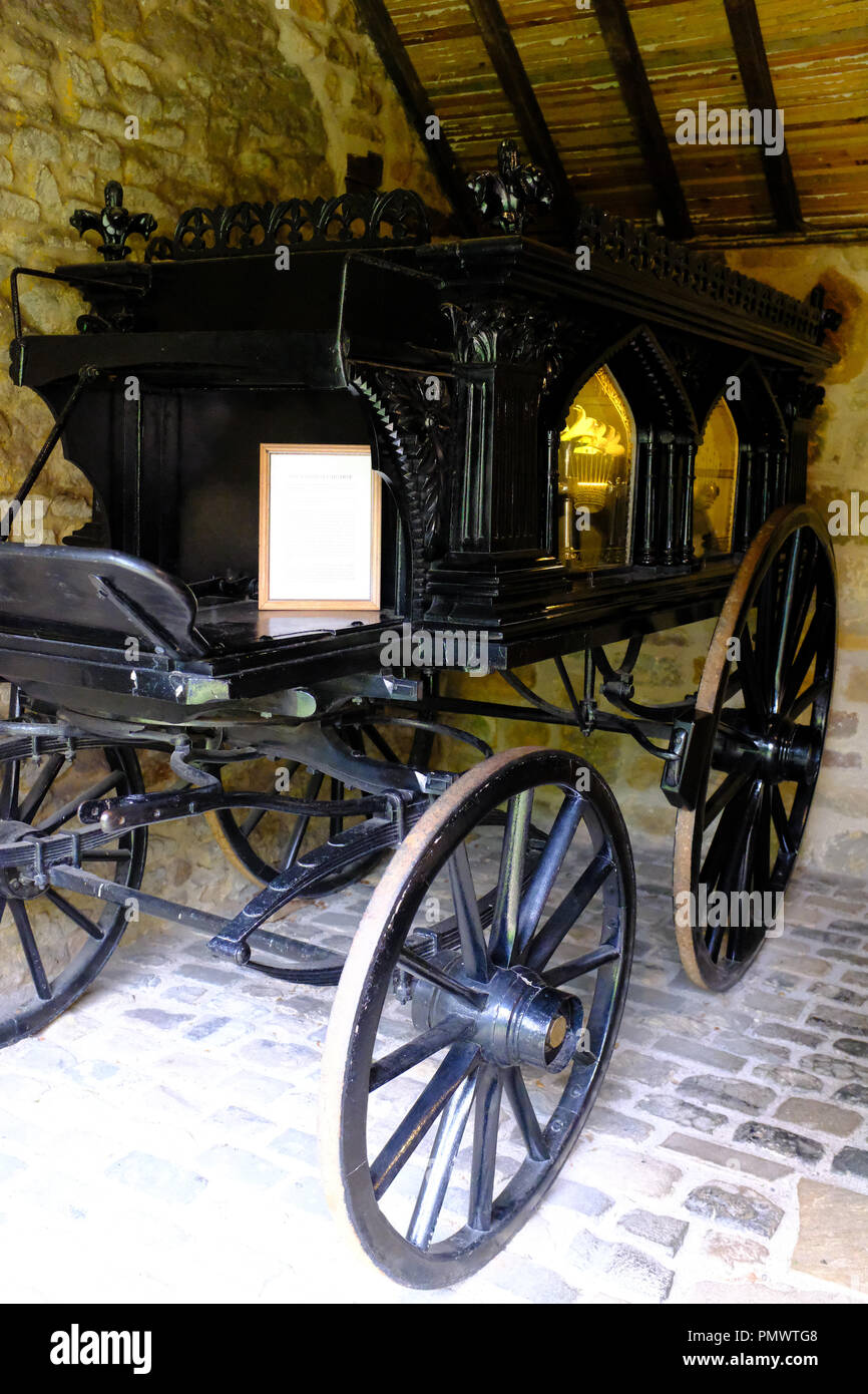 Farndale Hearse at the Joiner & Undertakers office Ryedale Folk Museum ...