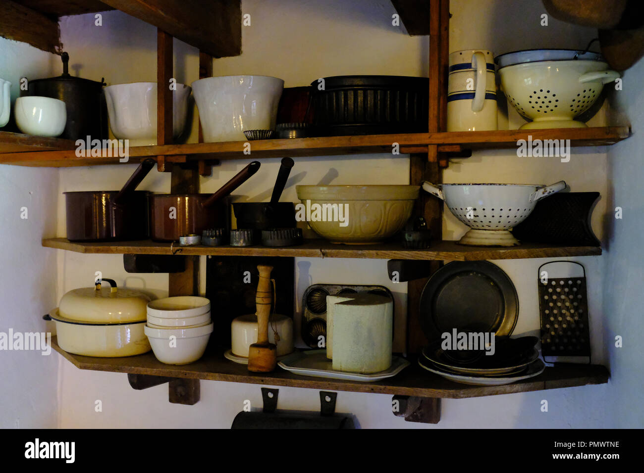 Victorian cooking pots hi-res stock photography and images - Alamy