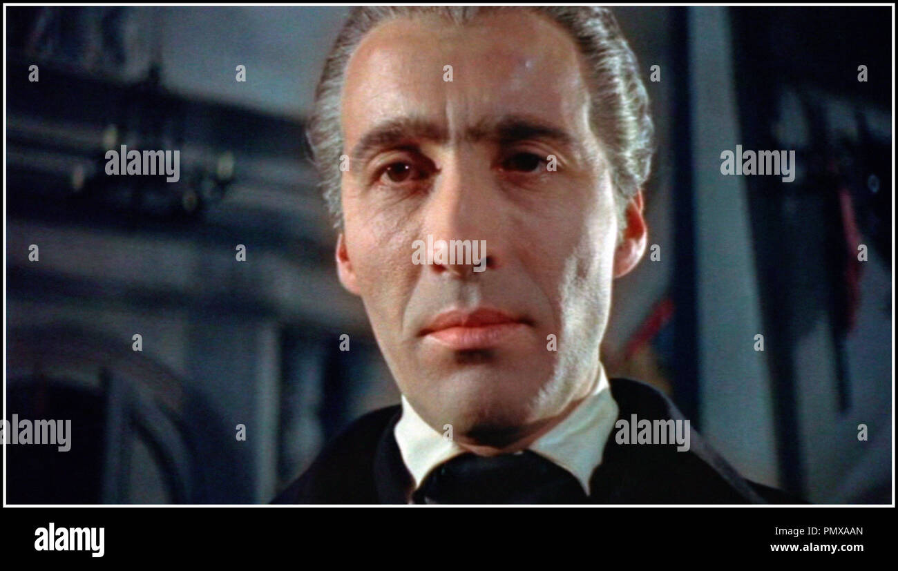 Christopher Lee Dracula 1958 Stock Photos & Christopher Lee Dracula ...