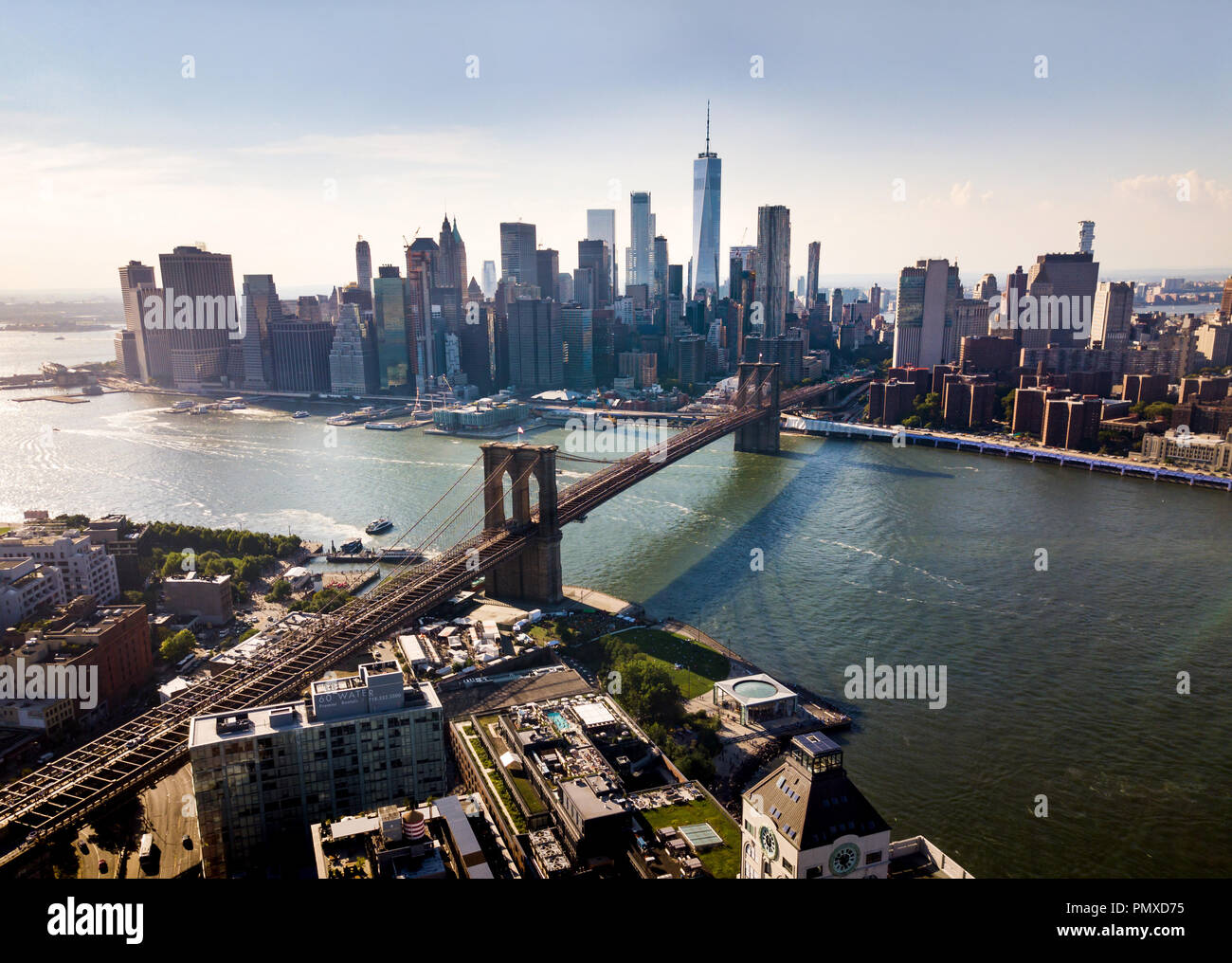 Brooklyn Bridge Aerial Stock Photos & Brooklyn Bridge Aerial Stock ...