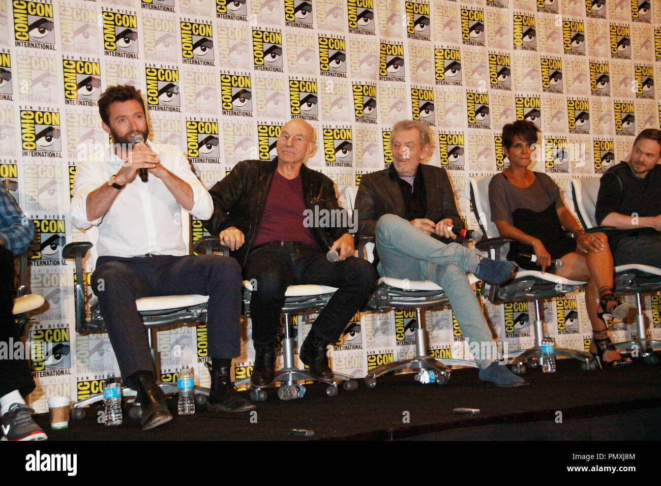 Hugh jackman ian mckellen hi-res stock photography and images - Alamy