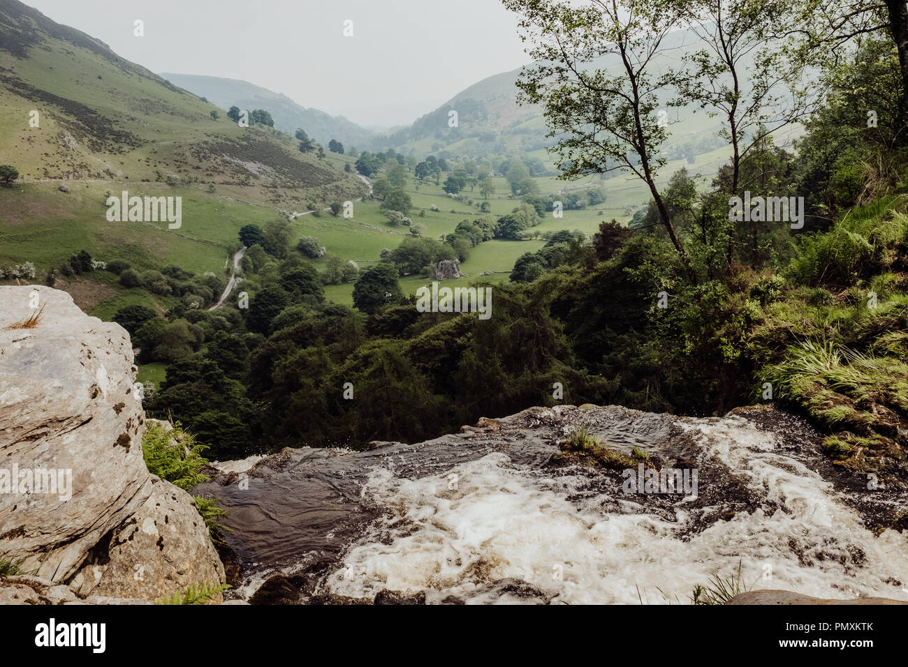 Hiking the landscape by Pistyll Rhaeadr waterfall in North Wales Stock ...