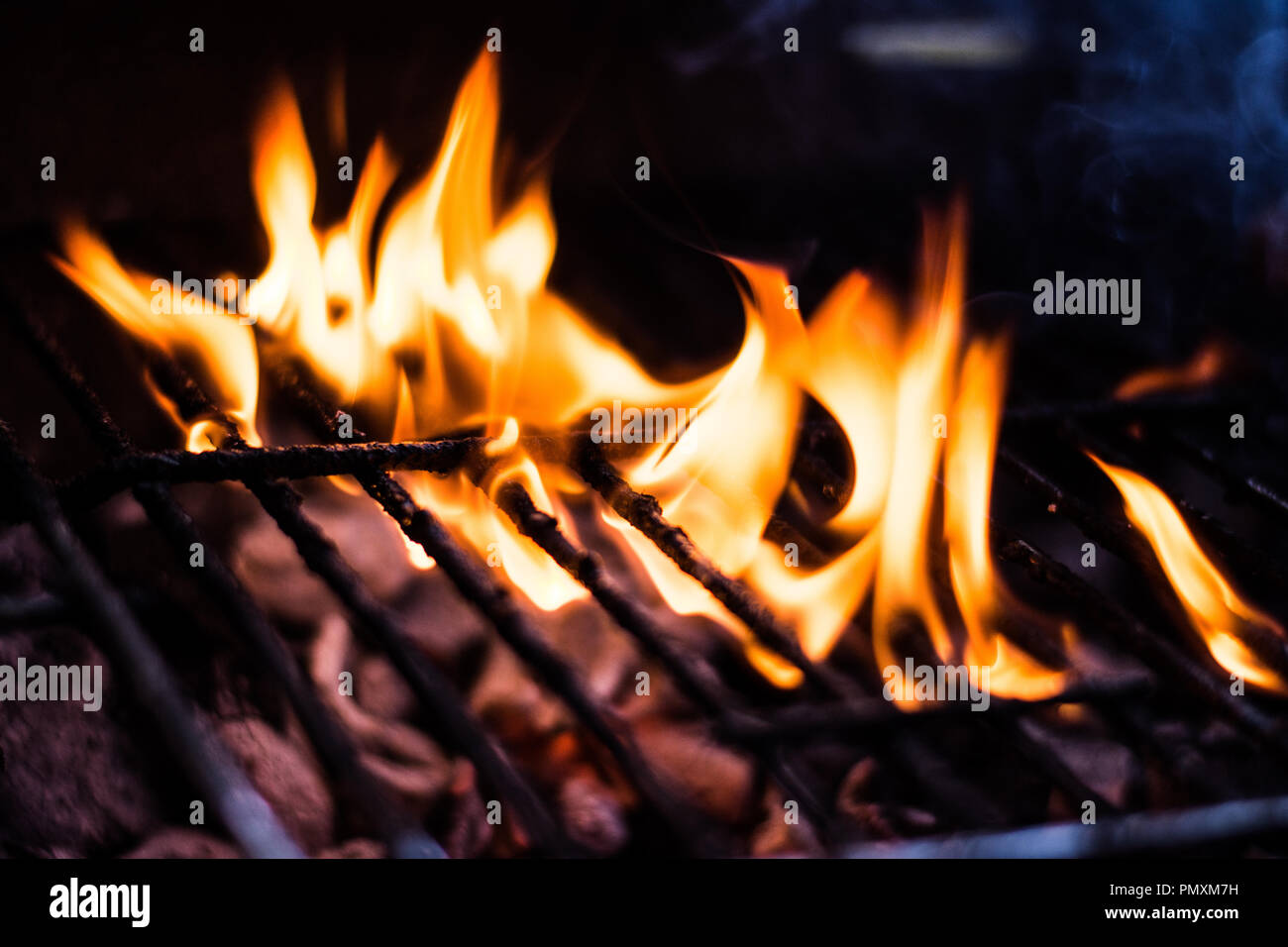 Bbq Burning Stock Photos & Bbq Burning Stock Images - Alamy