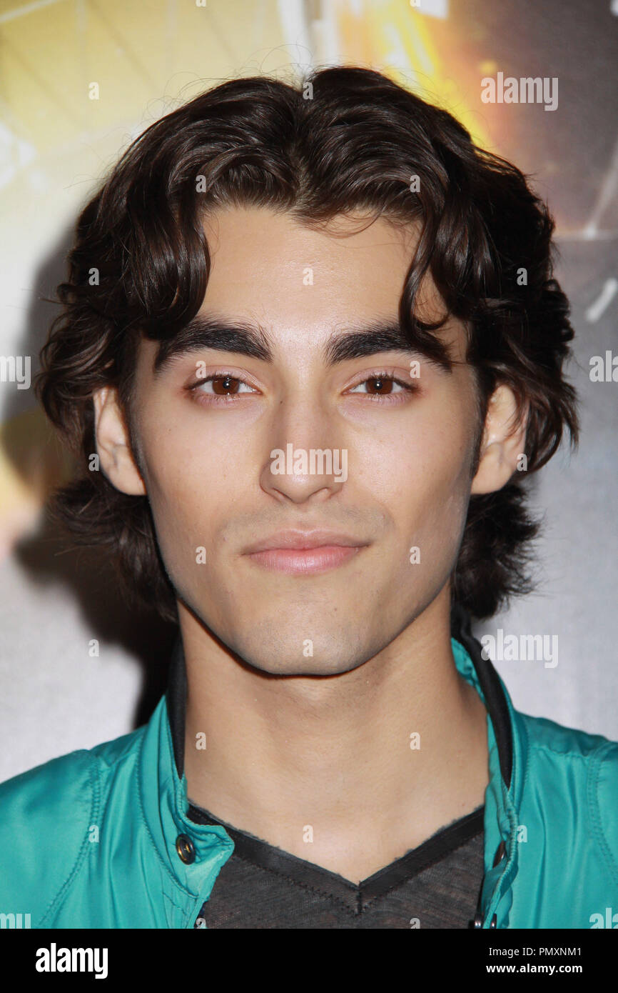 Blake Michael 10 28 2013 Enders Game Premiere Held At The Tcl