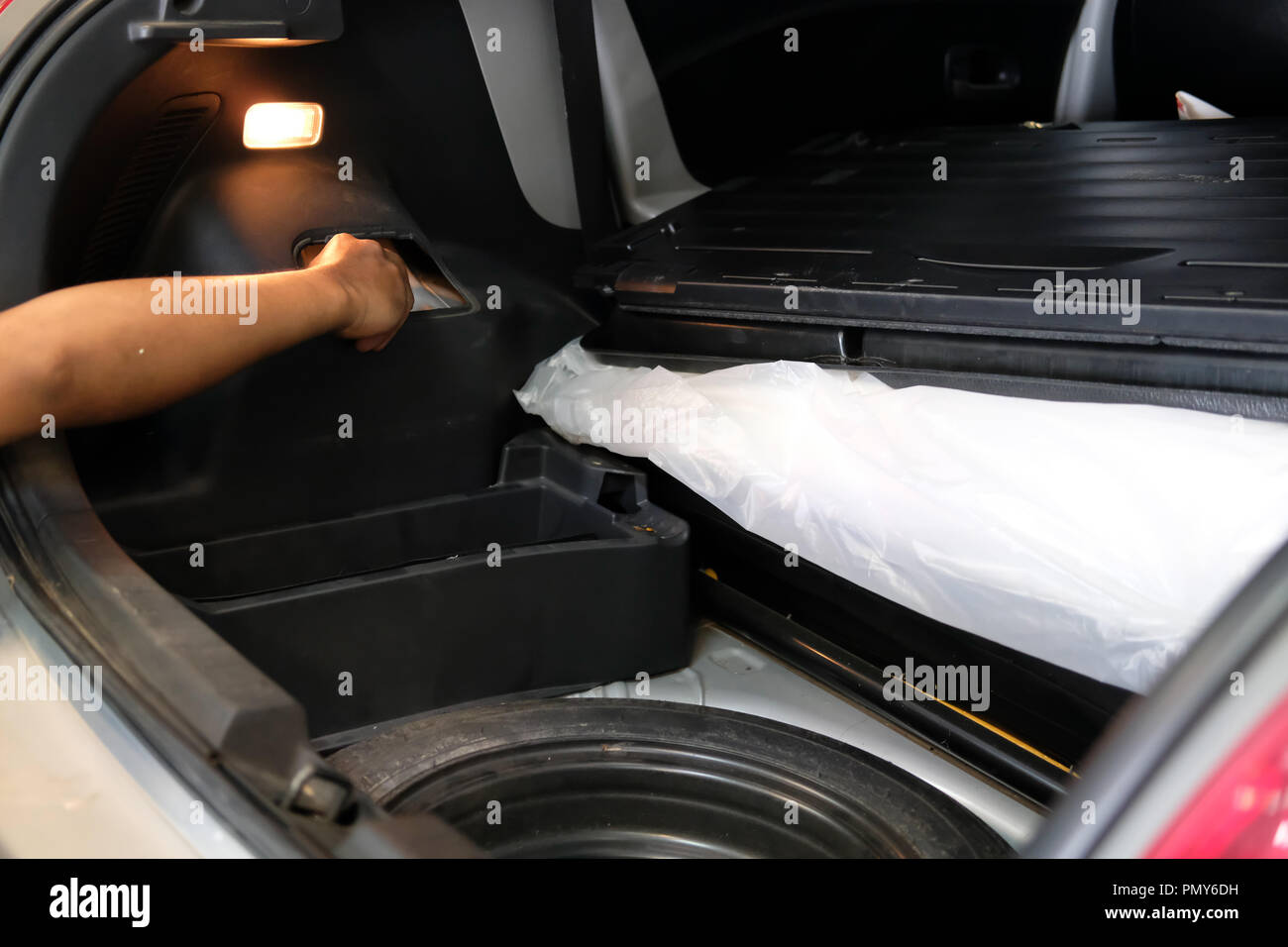 Old metal shock spring rust hi-res stock photography and images - Alamy