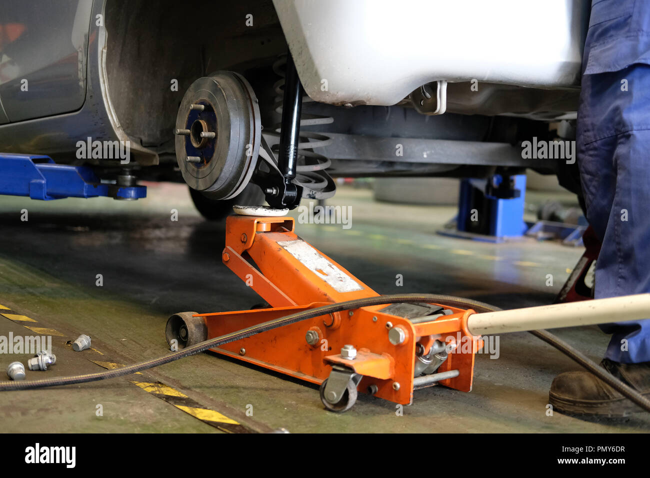 Coil spring replacement hi-res stock photography and images - Alamy