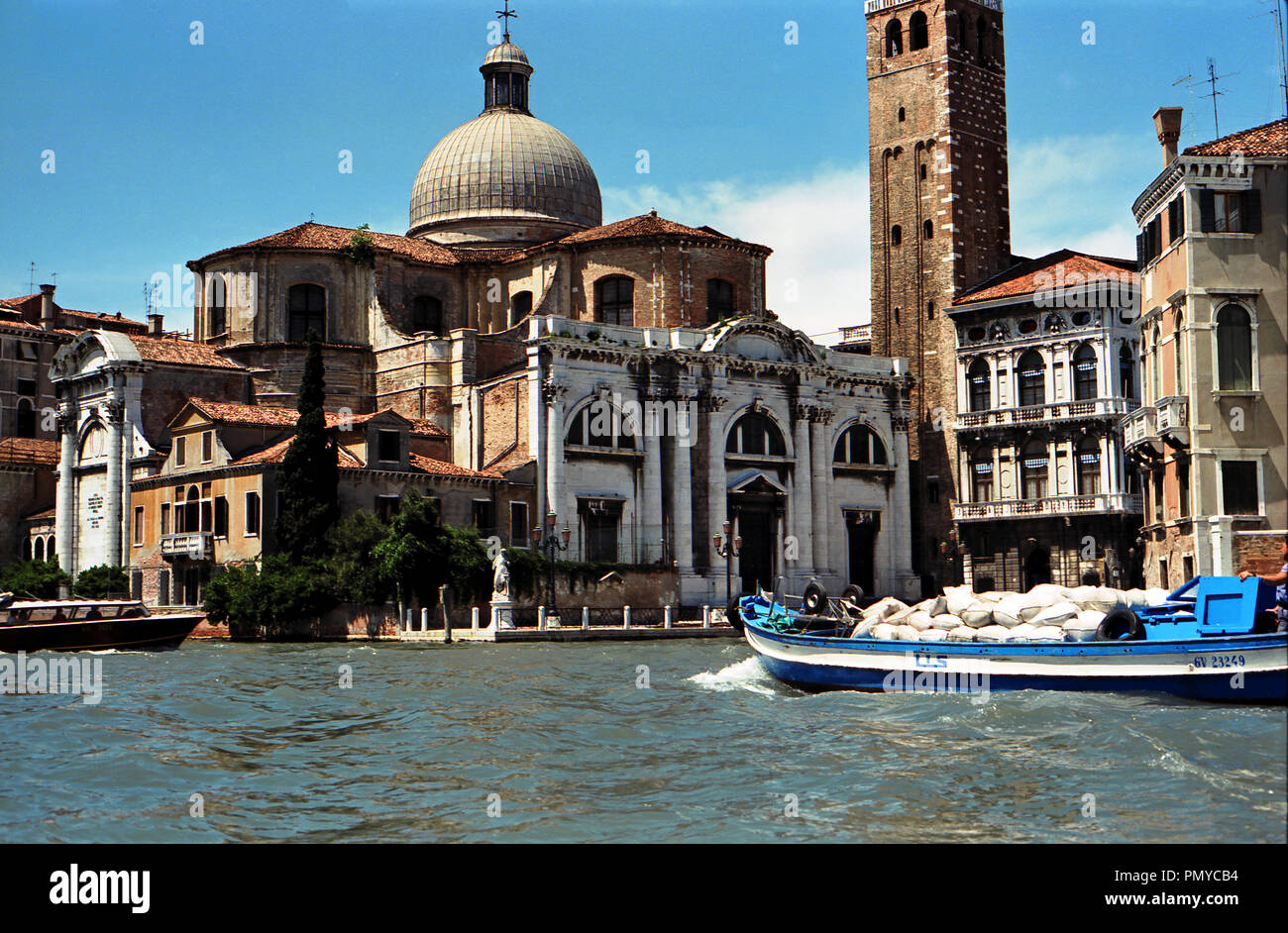 Renaissance dome hi-res stock photography and images - Alamy