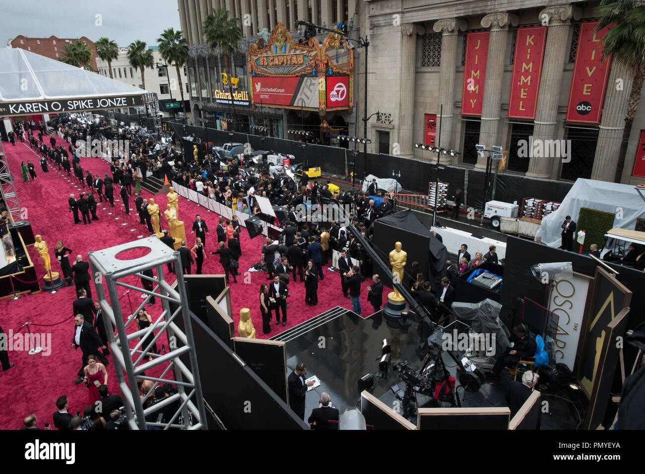 Red carpet atmosphere for the live ABC Telecast of The 86th Oscars® at ...