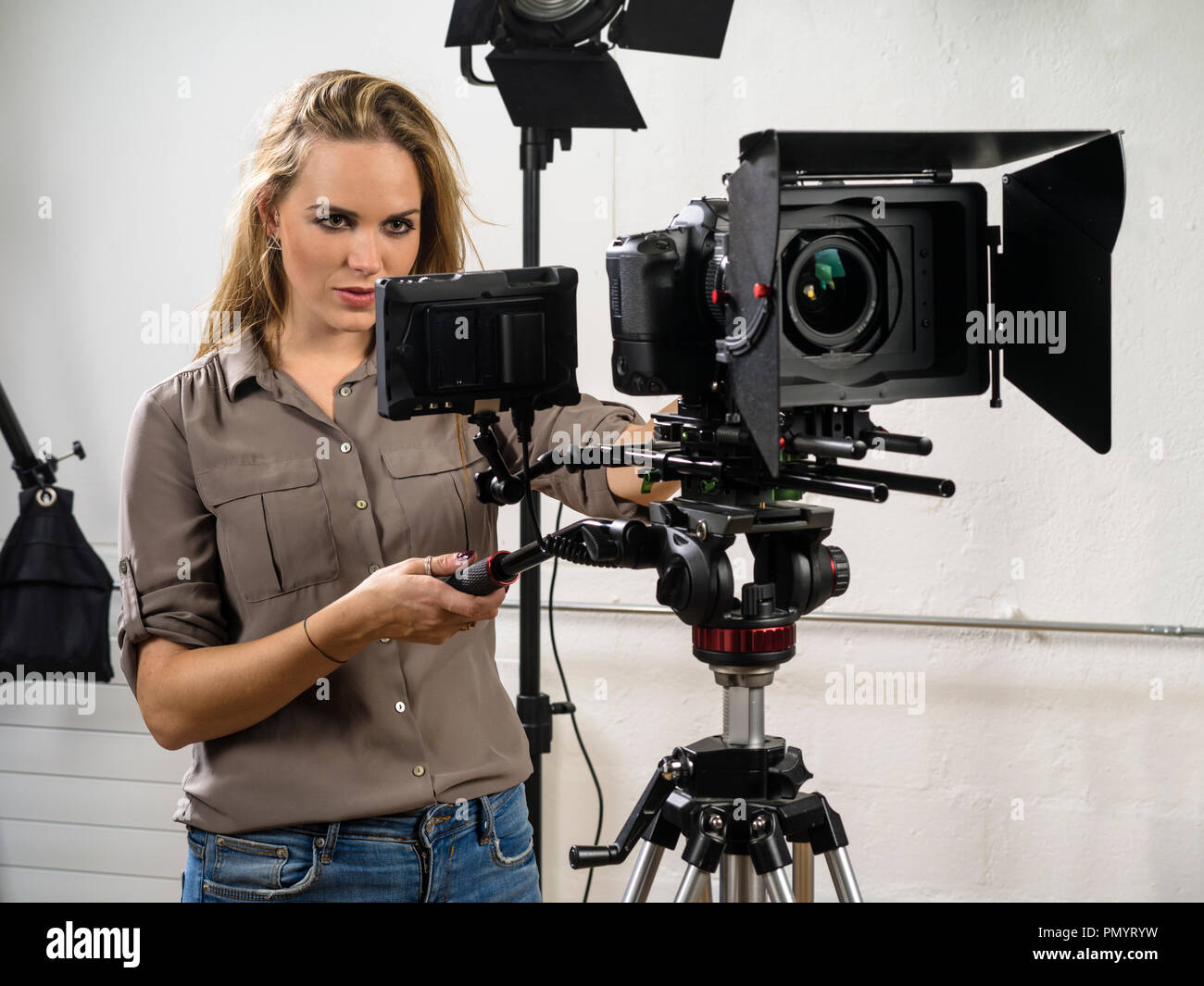 Camera rig hi-res stock photography and images - Alamy