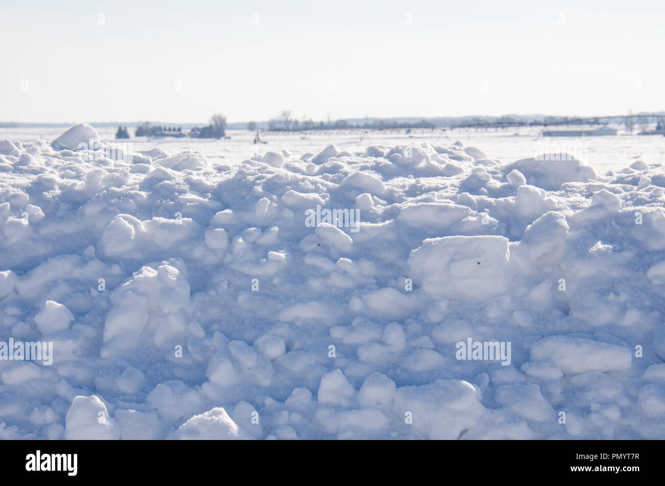 Piled high field hi-res stock photography and images - Alamy