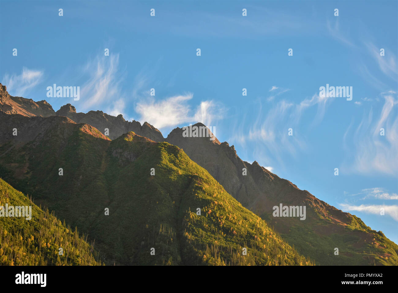 Alaska moutains hi-res stock photography and images - Alamy