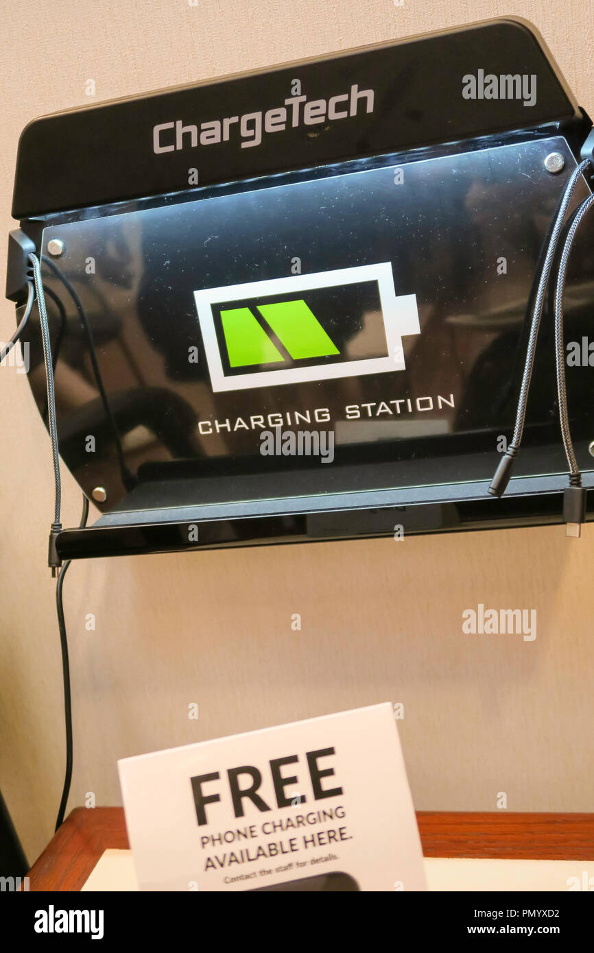 Battery charging symbol hi-res stock photography and images - Alamy