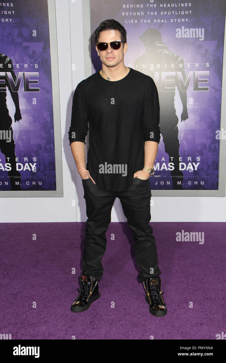 Casper Smart 12/18/2013 "Justin Bieber's Believe" World Premiere held ...