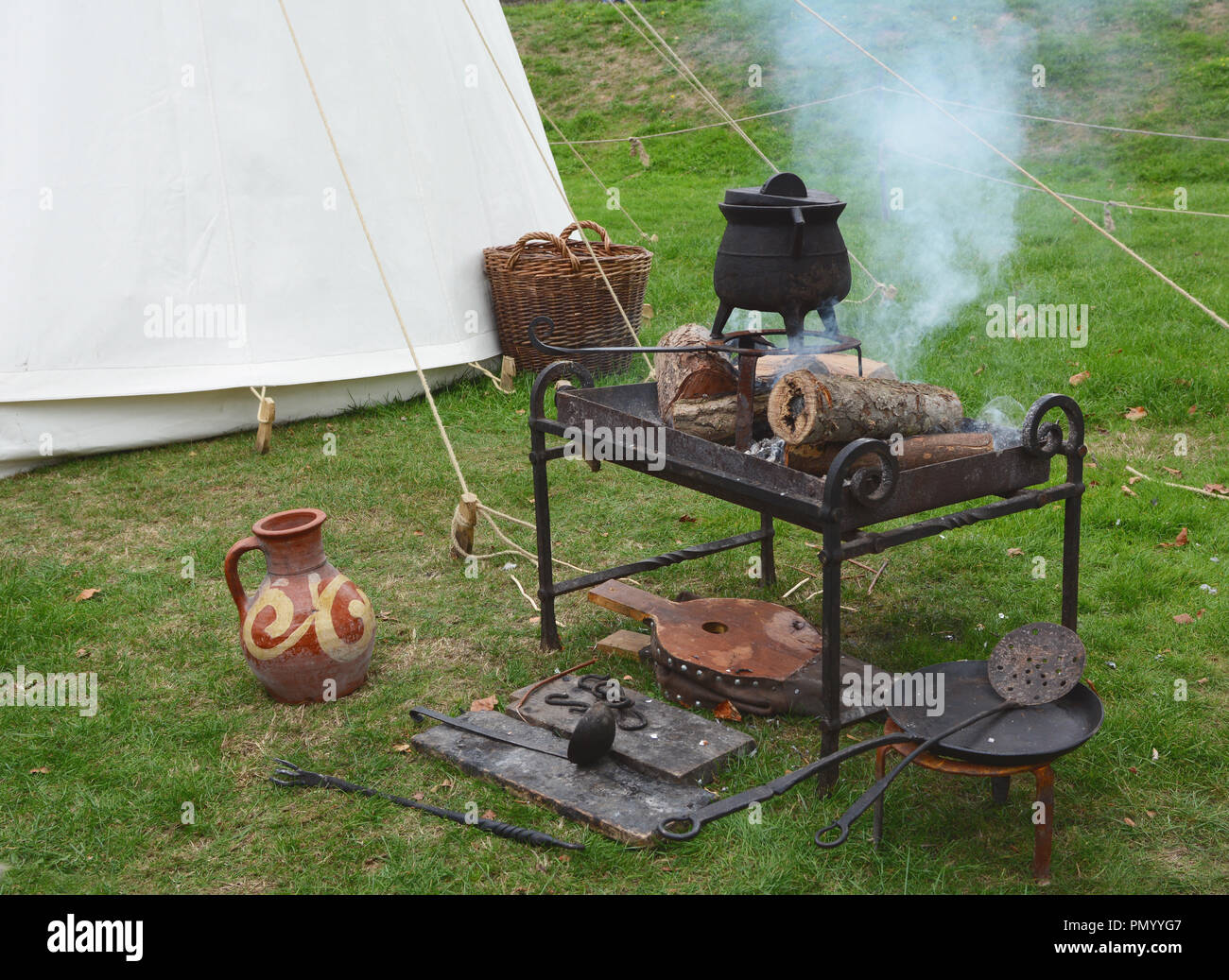 Medieval utensils hi-res stock photography and images - Alamy