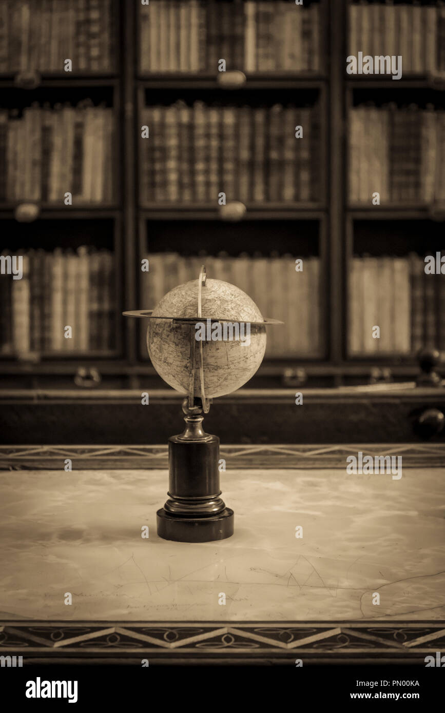 Globe, Library, Mexico Stock Photo - Alamy