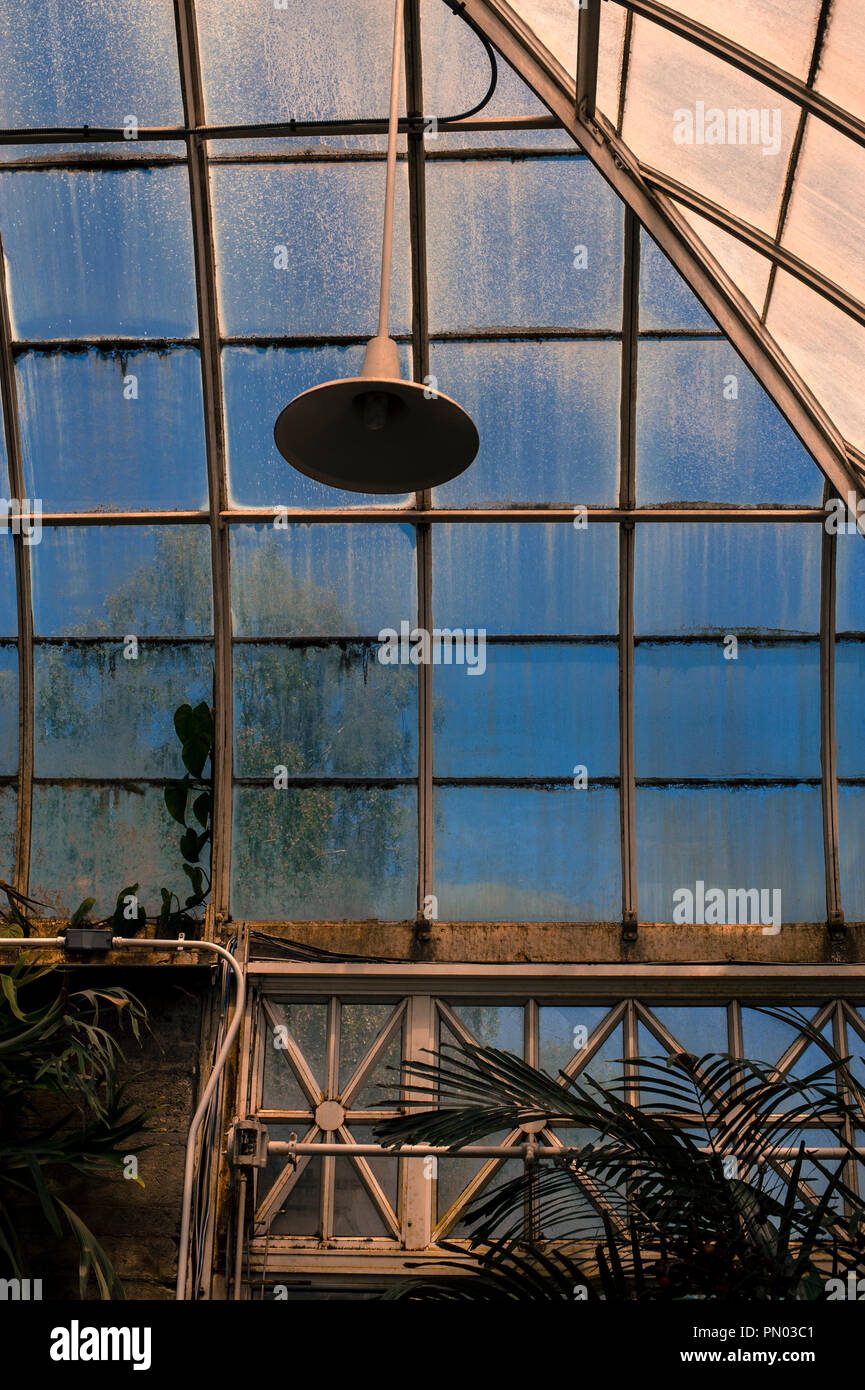 Victorian window frame interior hi-res stock photography and images - Alamy