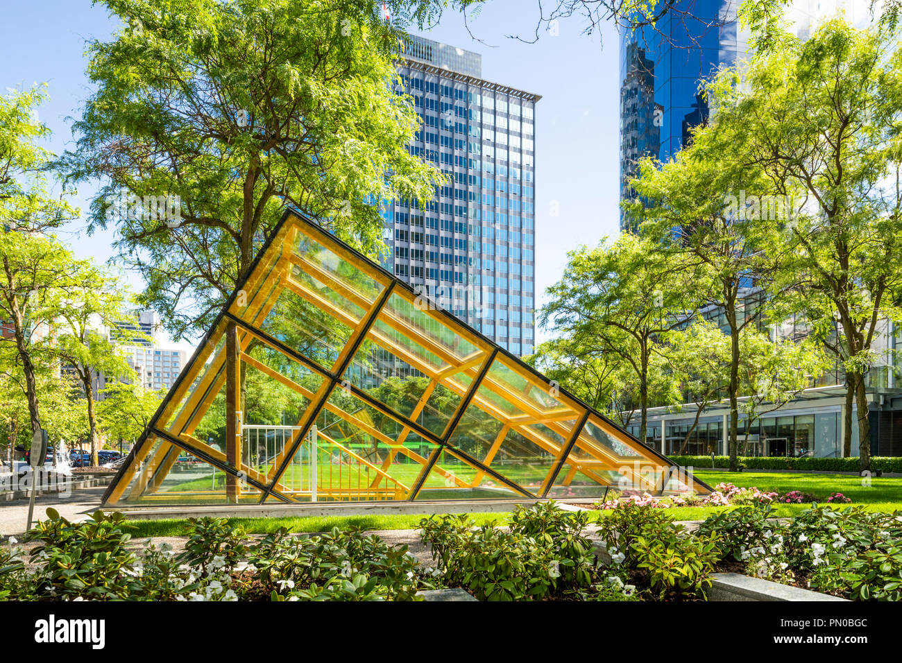 Sheraton vancouver wall centre hi-res stock photography and images - Alamy