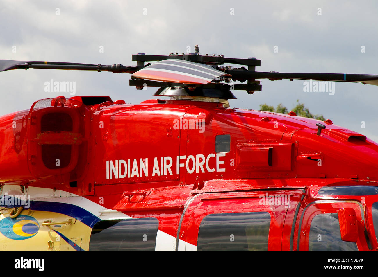 Sarang helicopter display team. Indian Air Force Hindustan Aeronautics ...