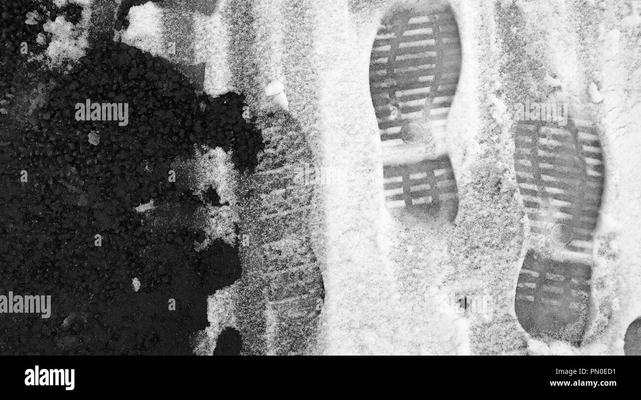 Footprints in the snow. Footprints on the first snow. Imprint an Stock ...