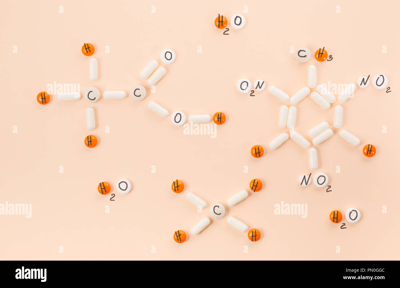 Several formulas of organic chemistry of their white and orange tablets ...