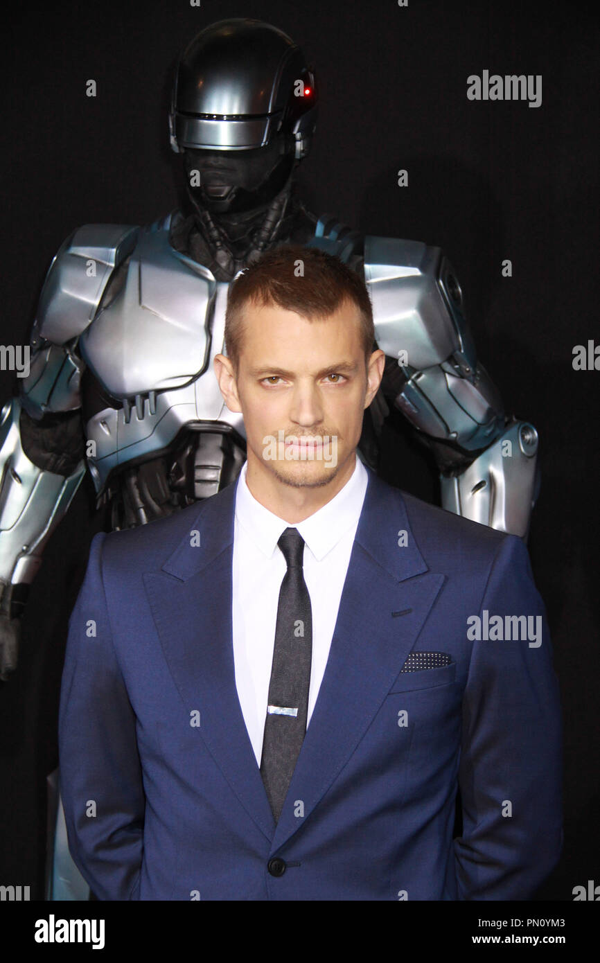 Joel Kinnaman 02/10/2014 "Robocop" Premiere held at the TCL Chinese ...