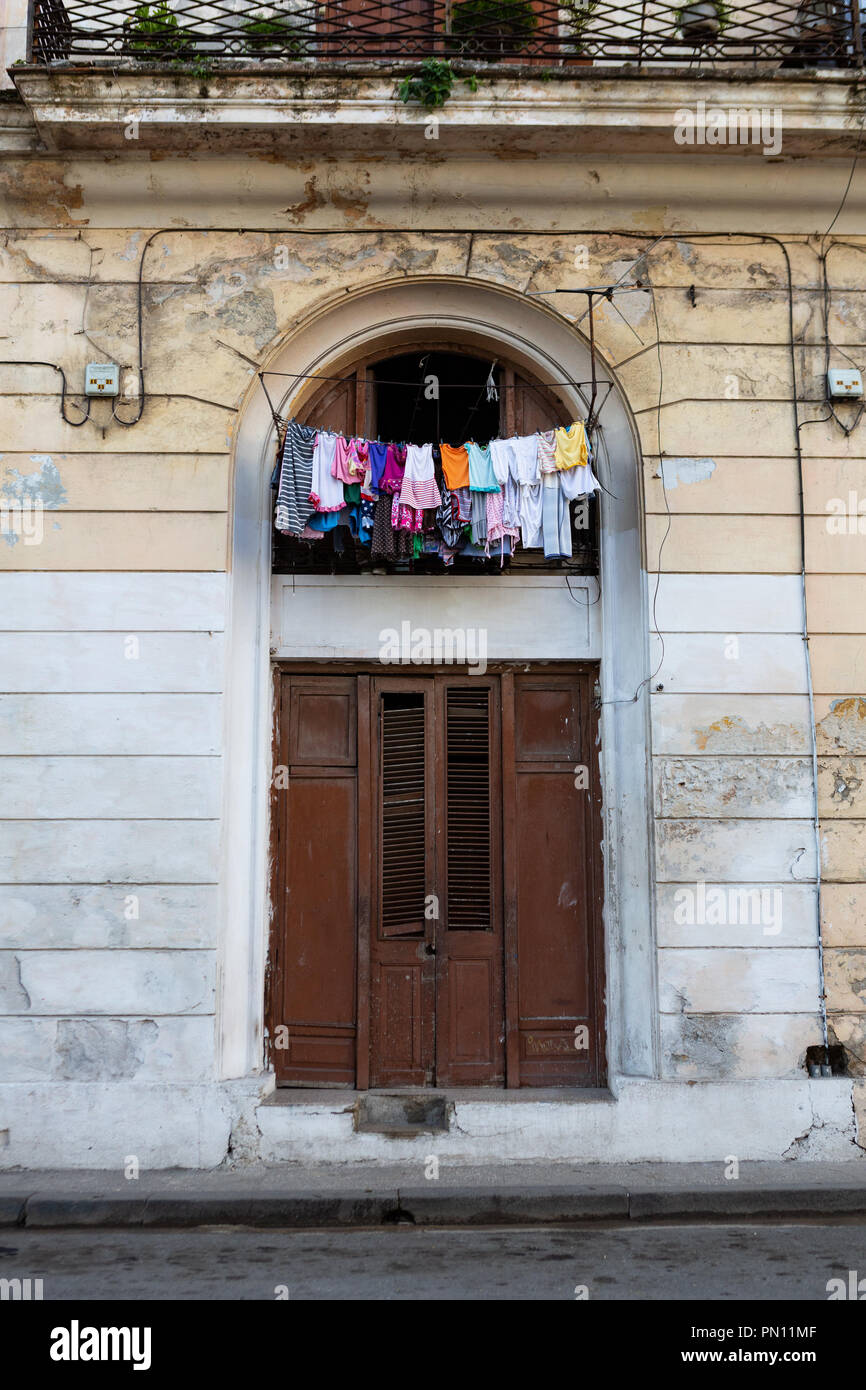 Laundry, Street scene, Havana, Cuba Stock Photo - Alamy