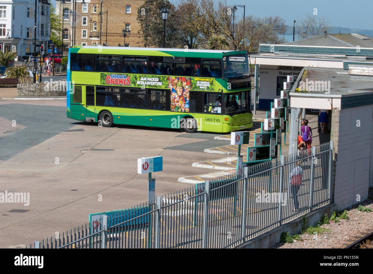 southern vectis ryde bus station on the isle of wight at ryde esplanade Stock Photo - Alamy