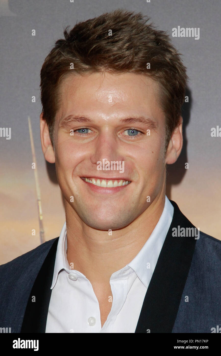 Zach Roerig Feet