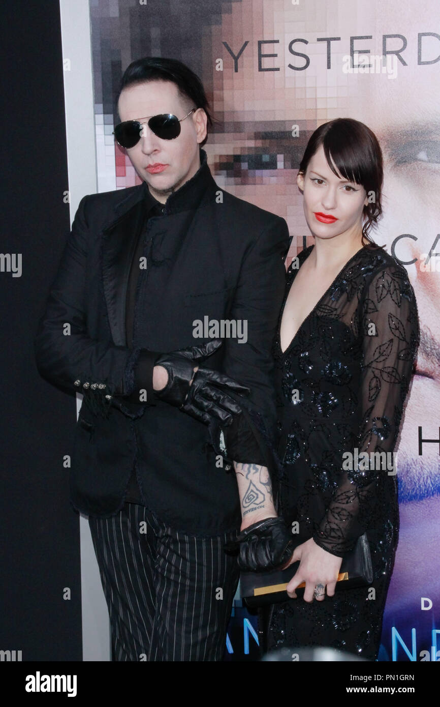 Marilyn manson and lindsay usich hi-res stock photography and images ...