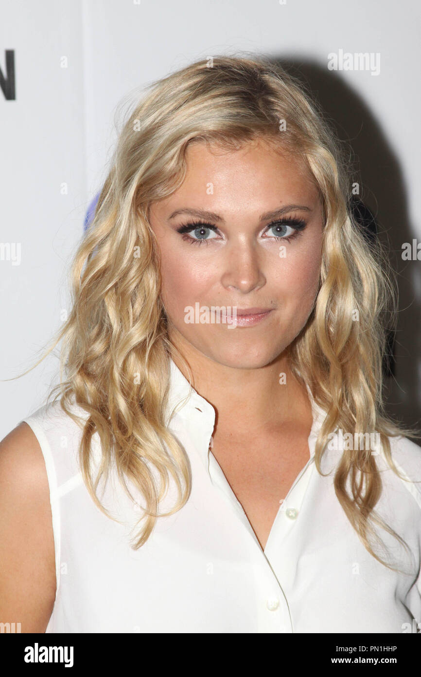 Eliza taylor hi-res stock photography and images - Alamy
