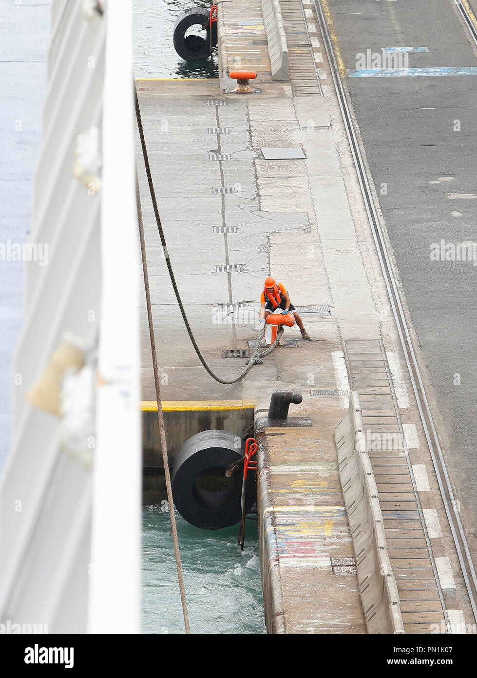 Stevedore hi-res stock photography and images - Alamy