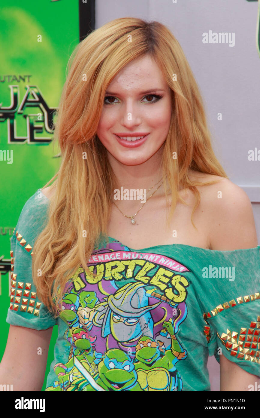 Bella Thorne at the Paramount Pictures' premiere of "Teenage Mutant ...