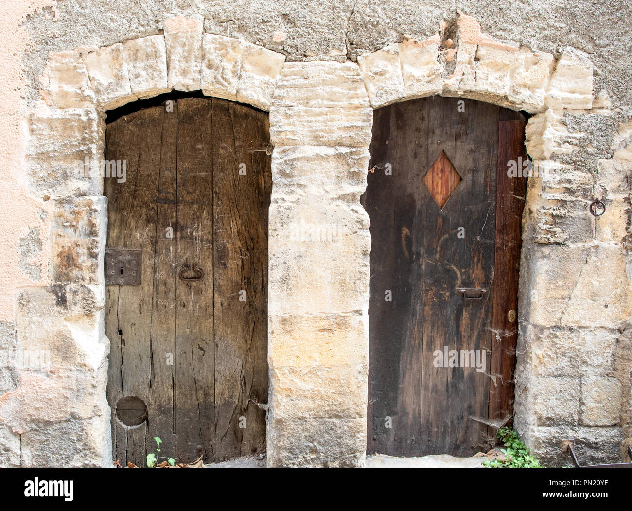 Traditional Architecture Apt Provence France Stock Photo - Alamy