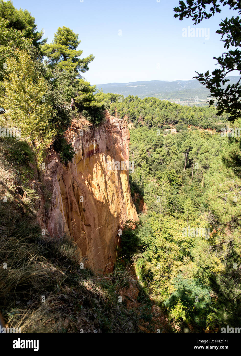 Red sandstone architecture hi-res stock photography and images - Alamy