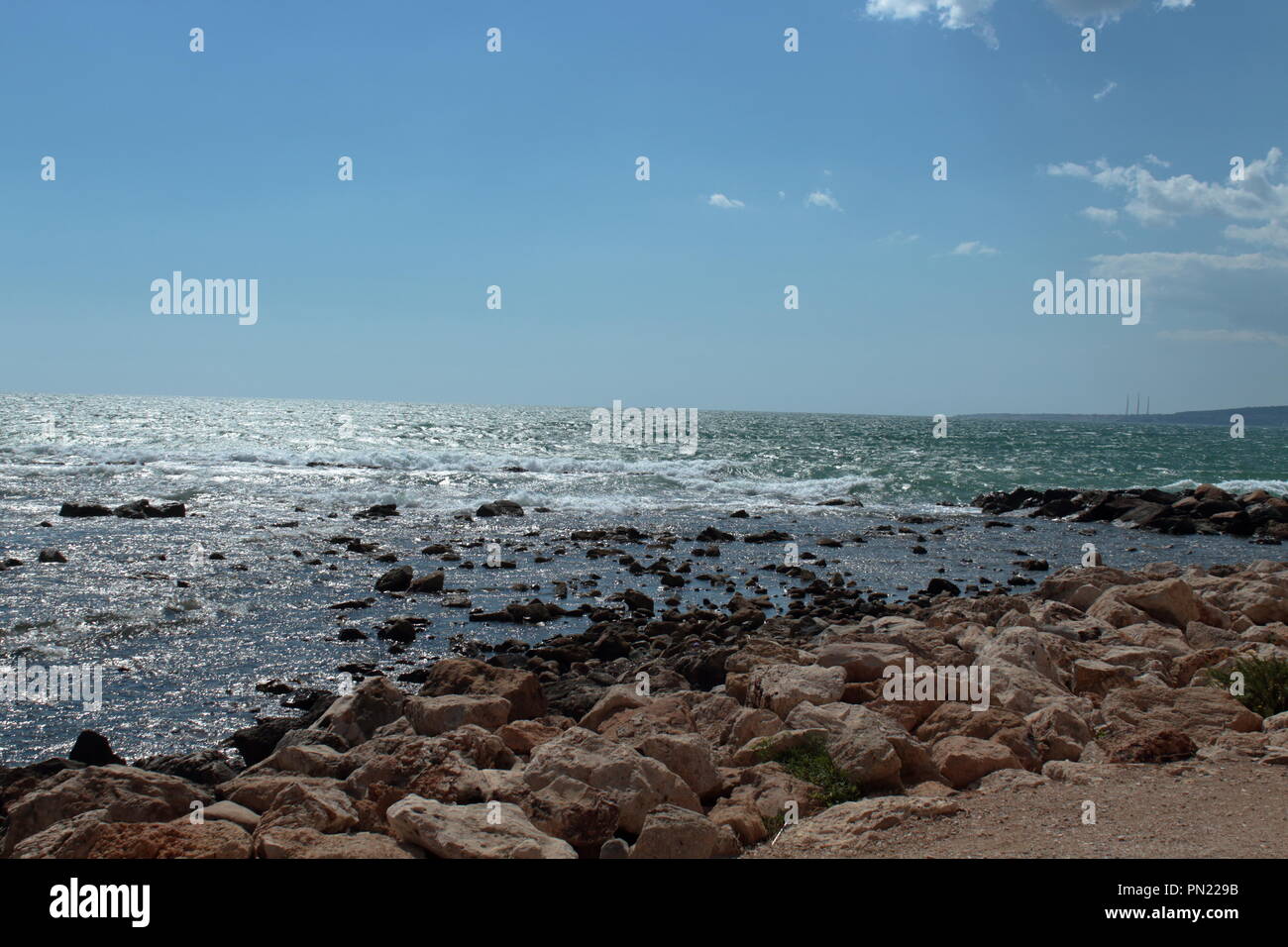 Caribbean sea water rocks hi-res stock photography and images - Alamy