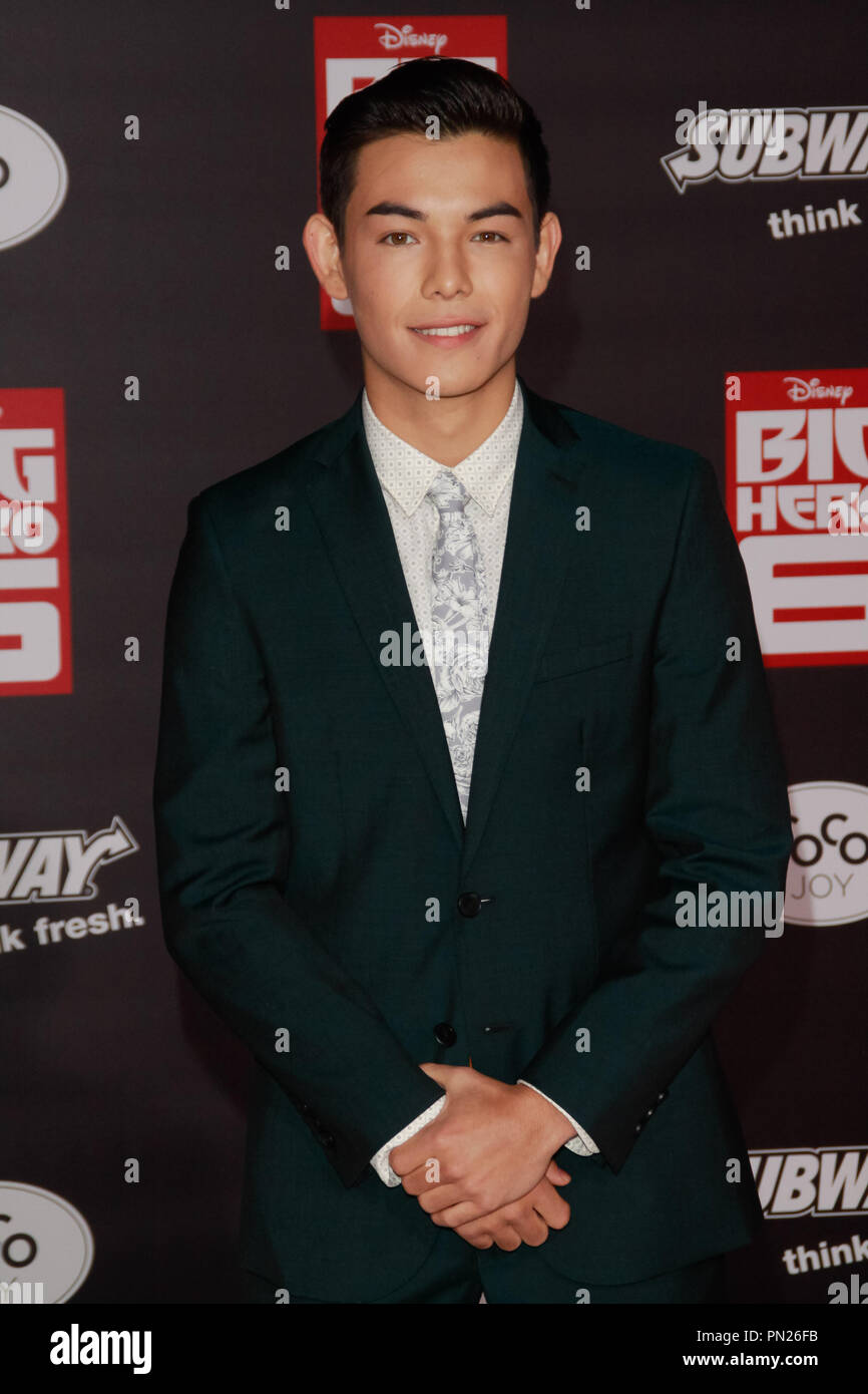 Ryan potter hi-res stock photography and images - Alamy