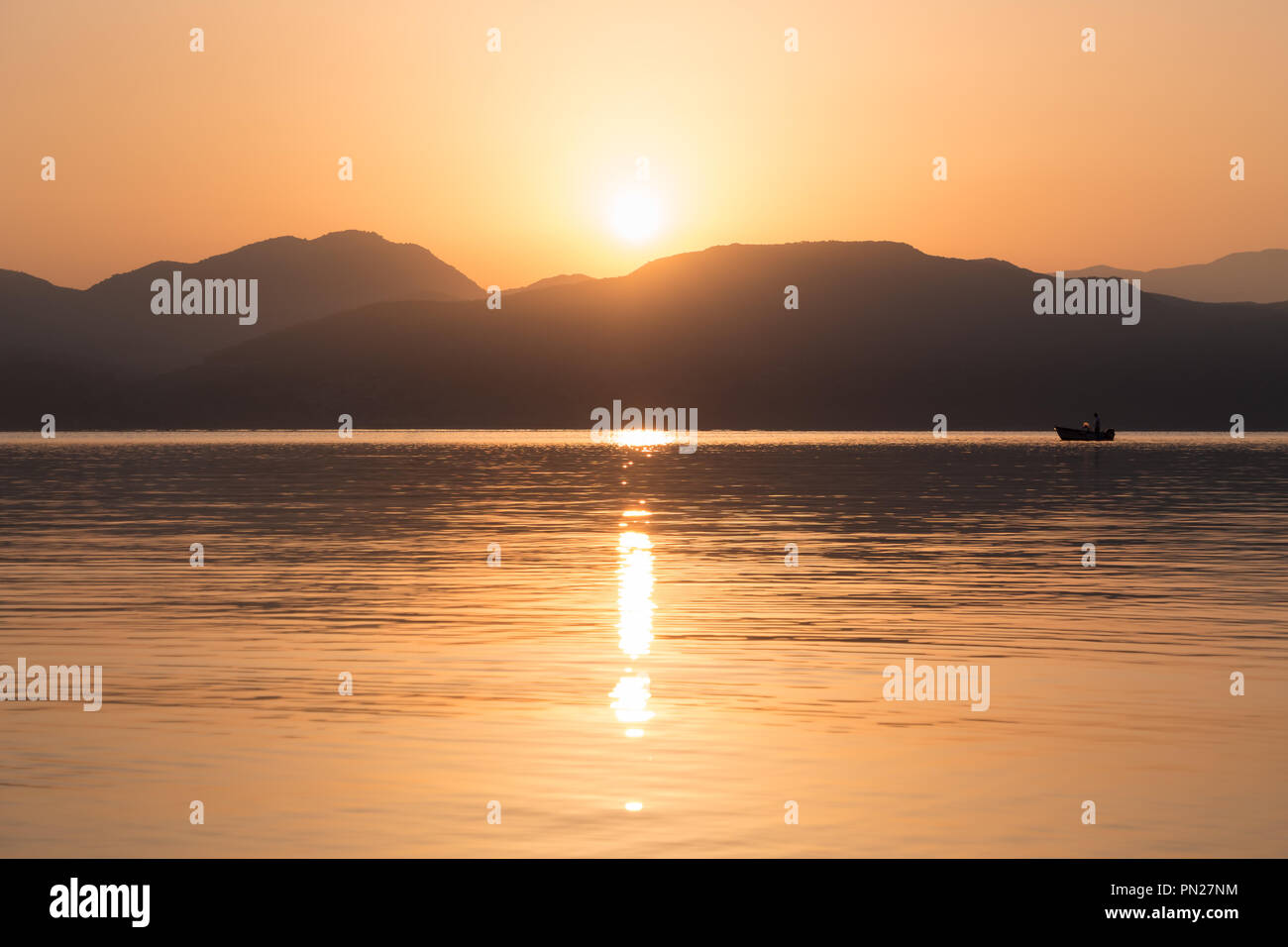 Golden hour sunset Stock Photo - Alamy