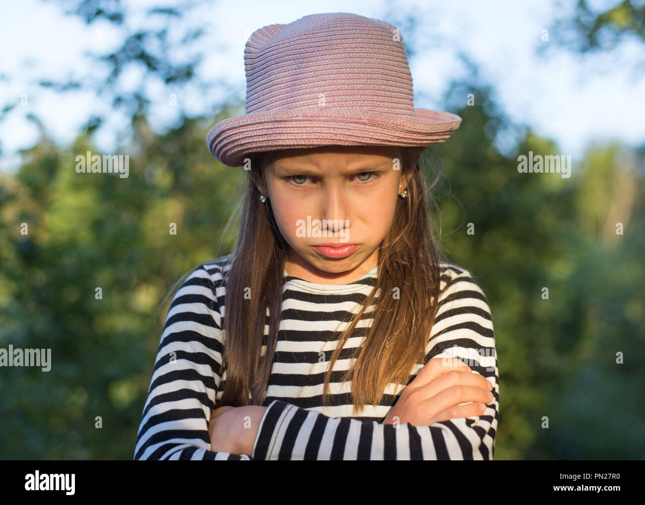 Girl frustrated hi-res stock photography and images - Alamy