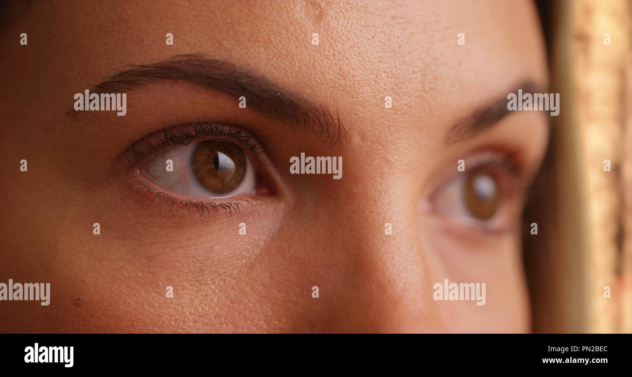 Woman blinking eyes hi-res stock photography and images - Alamy