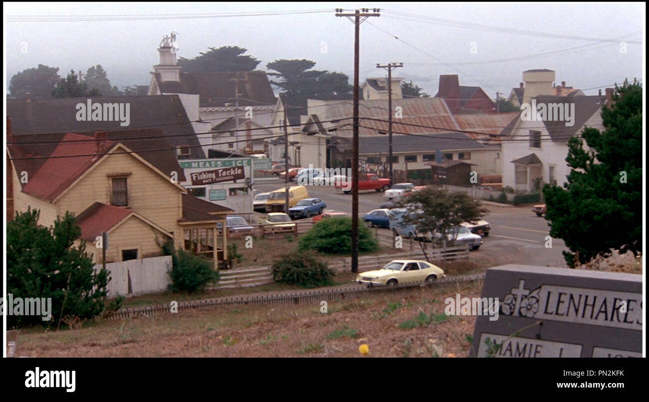 Dee Wallace Stone Stock Photos & Dee Wallace Stone Stock Images - Alamy