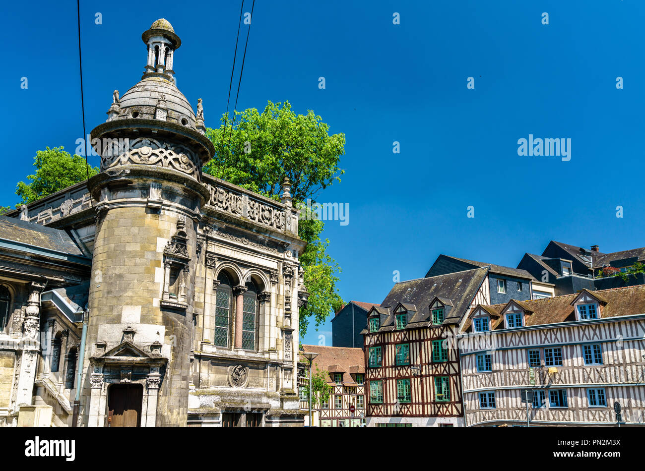 Rouen france old town hi-res stock photography and images - Alamy