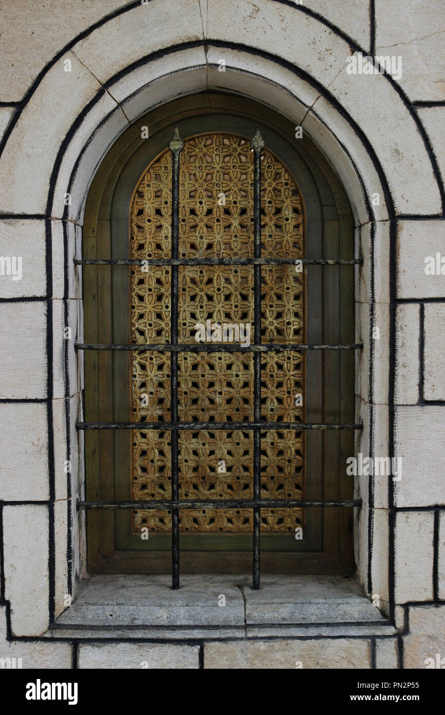 Old stone structure Stock Photo - Alamy