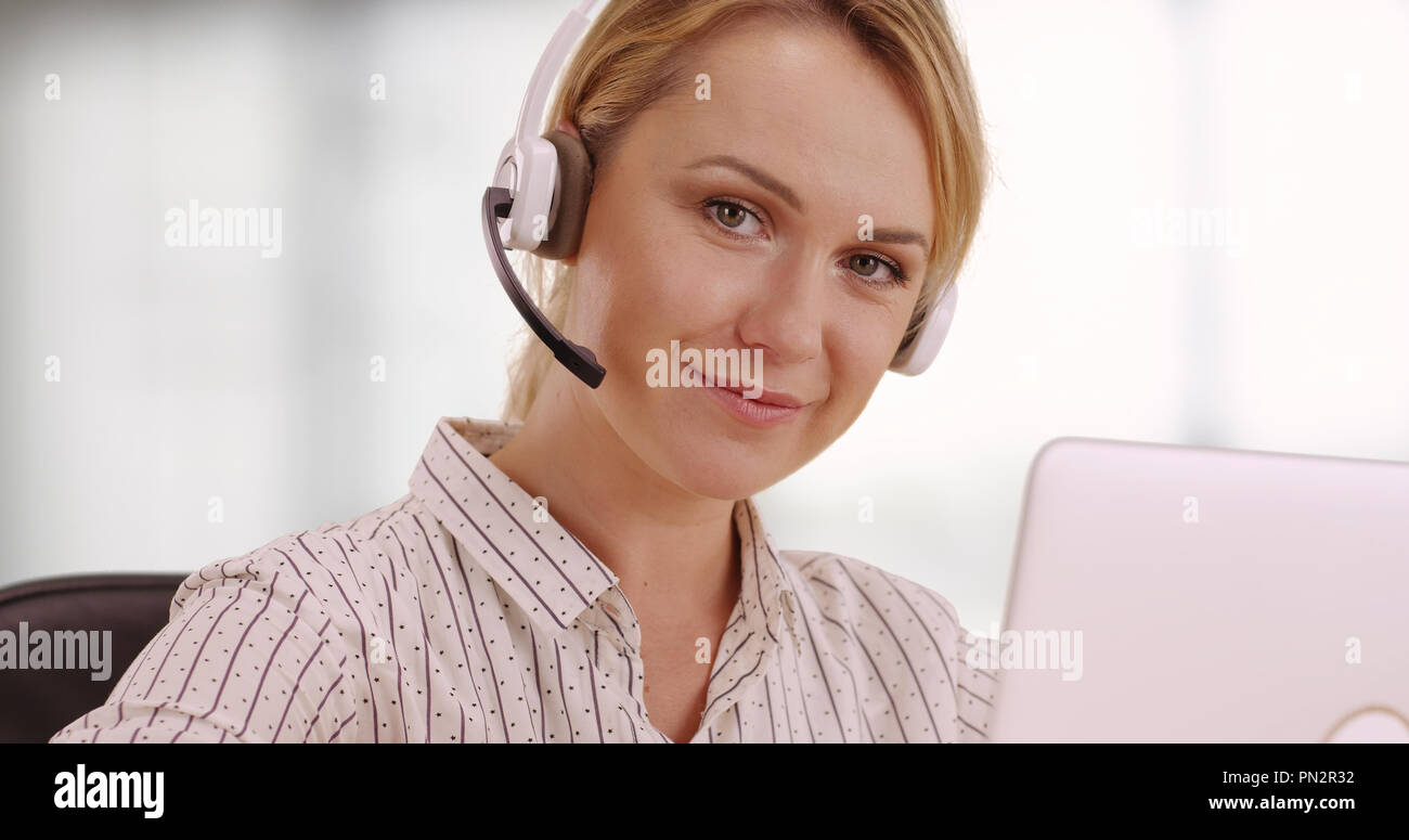 Friendly customer service representative hi-res stock photography and ...
