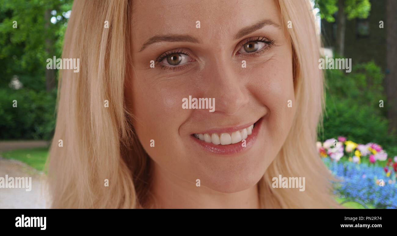 Extreme close up pretty female hi-res stock photography and images - Alamy
