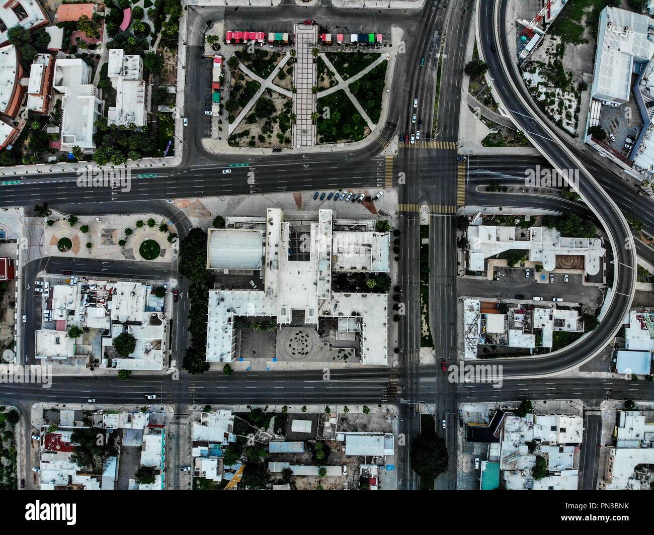 Plaza universidad ciudad mexico hi-res stock photography and images - Alamy