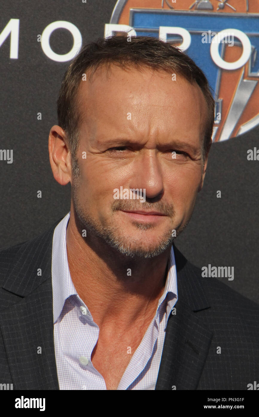 Tim McGraw 05/09/2015 The World Premiere of "Tomorrowland" held at AMC ...