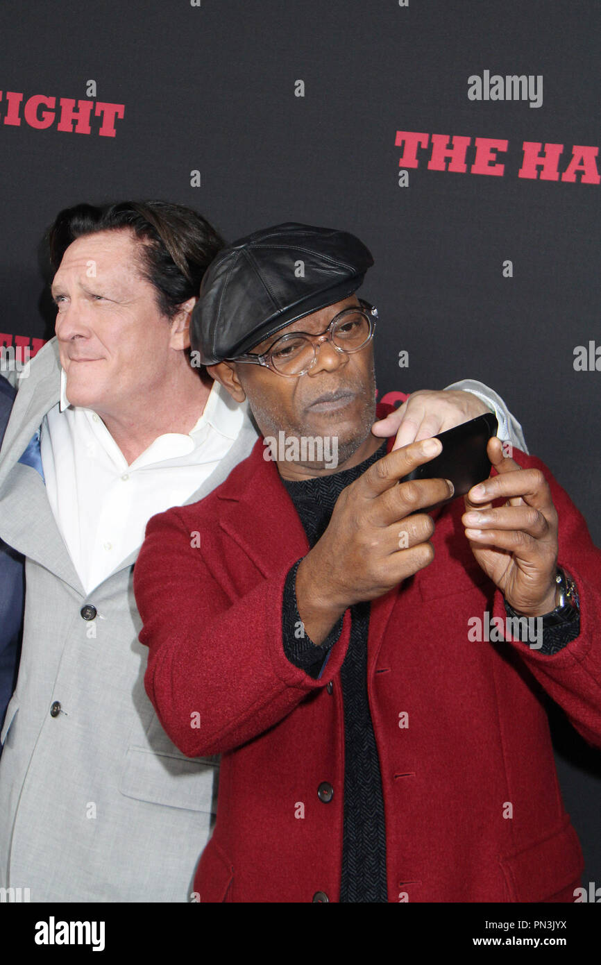 Michael madsen and samuel l jackson hi-res stock photography and images ...