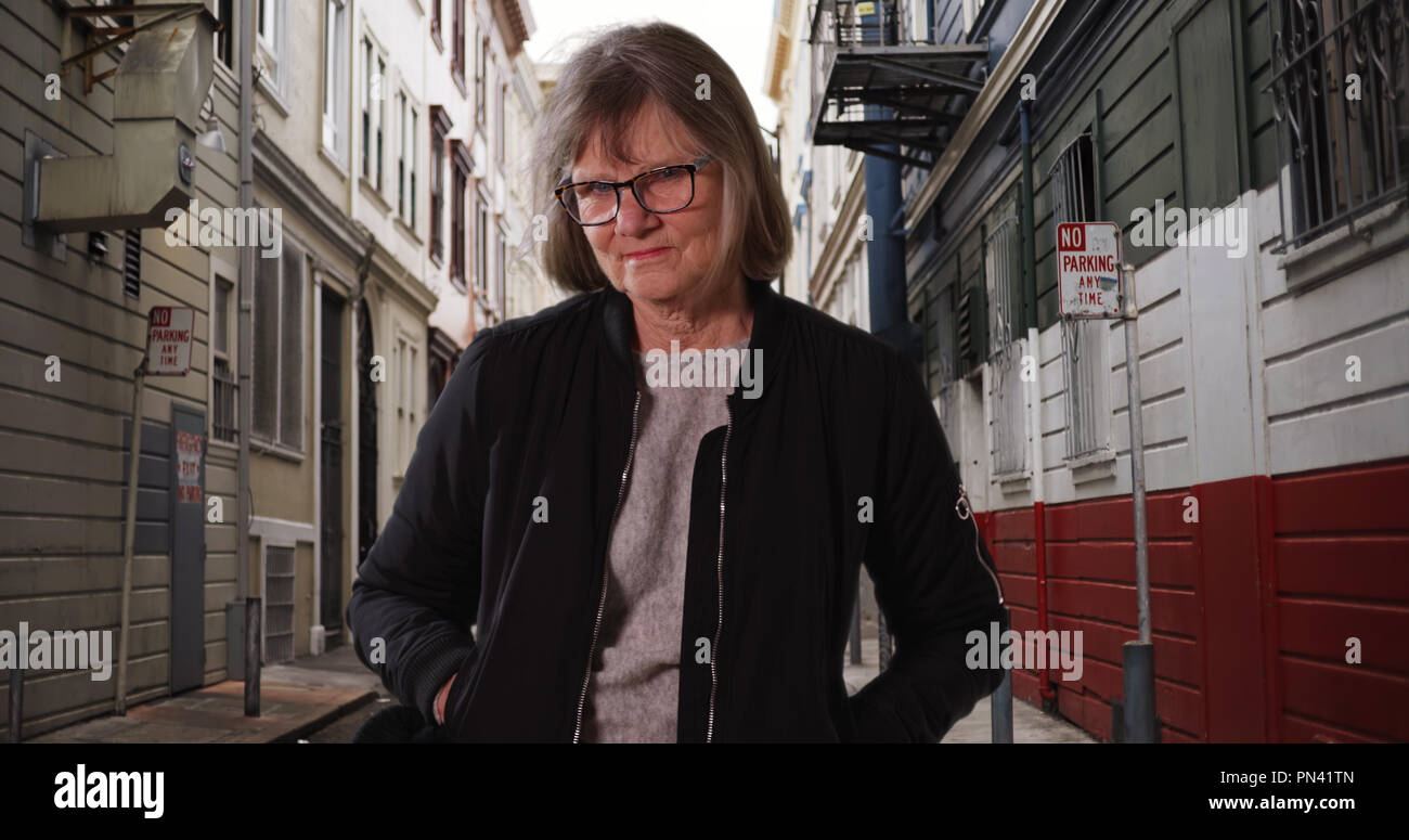 Strong wind blowing woman hi-res stock photography and images - Alamy