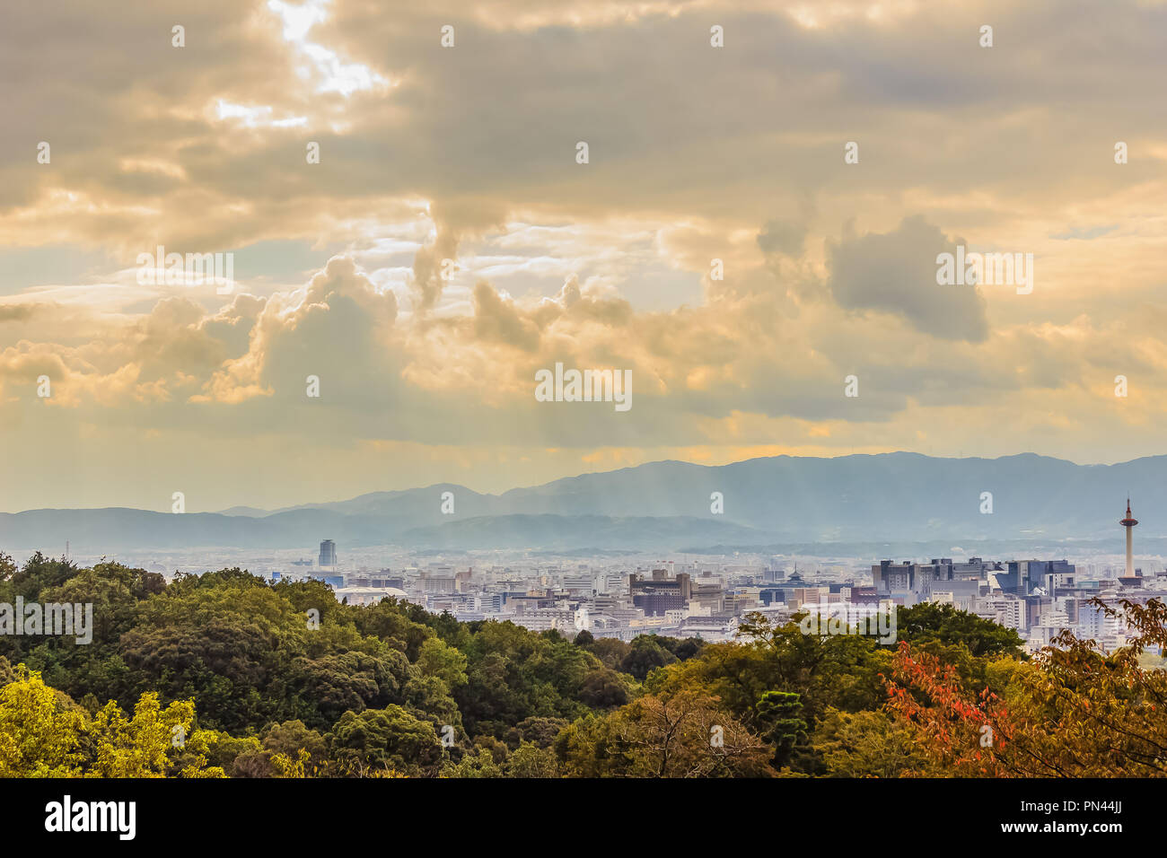 Sunset over kyoto city hi-res stock photography and images - Alamy